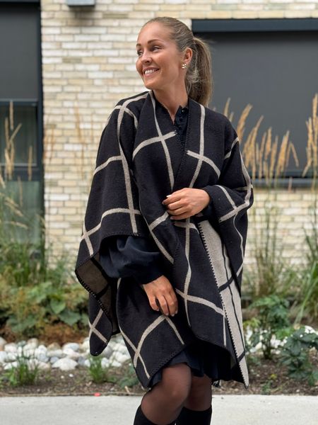 MOTEUNIVERSETS YTTERKLÆR - SOFIES VILLA